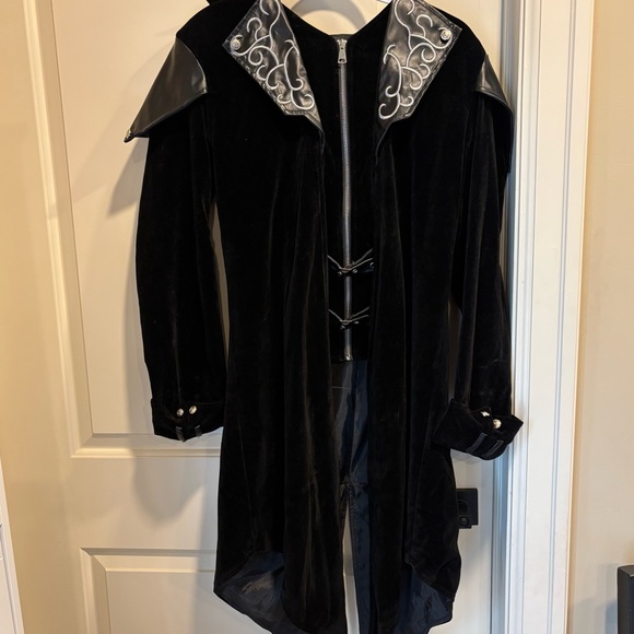 Jackets & Coats | Price Drop Gothic Vampire Black Velvet Coat With ...